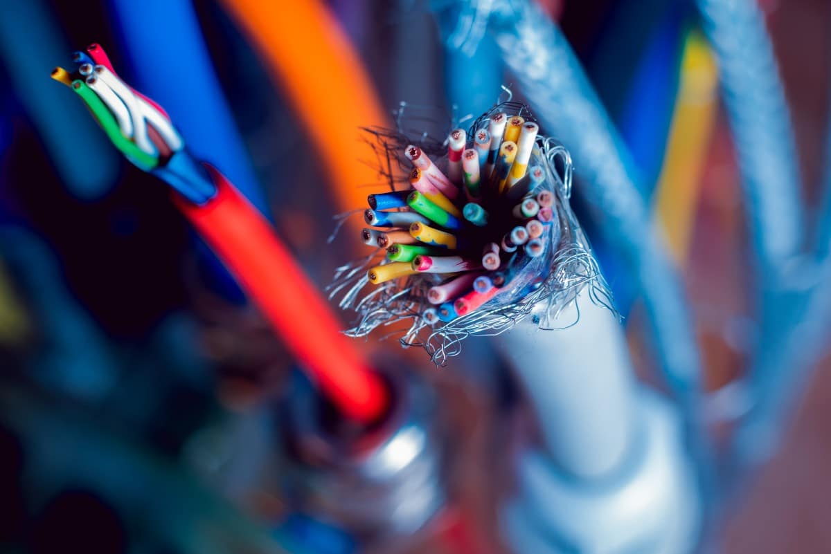 What Injuries Are Caused by Electrical Arc Flashes and Blasts? - Wagner ...